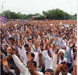 Class 8 Civics Chapter 8 Notes - Confronting Marginalisation Free PDF